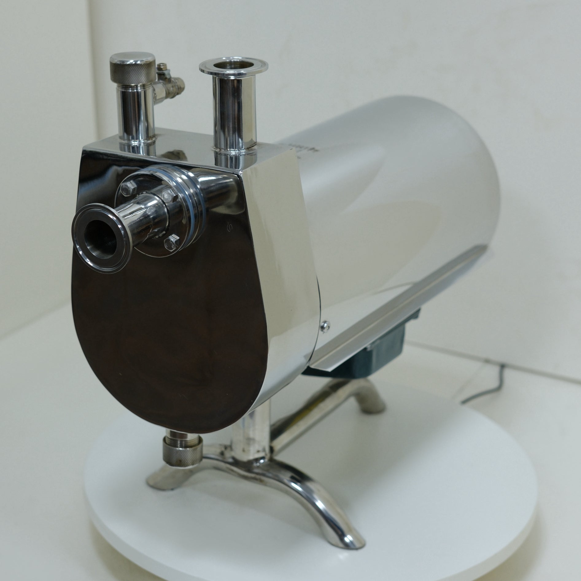 Self Priming Centrifugal Pump Sanitary – OakStills